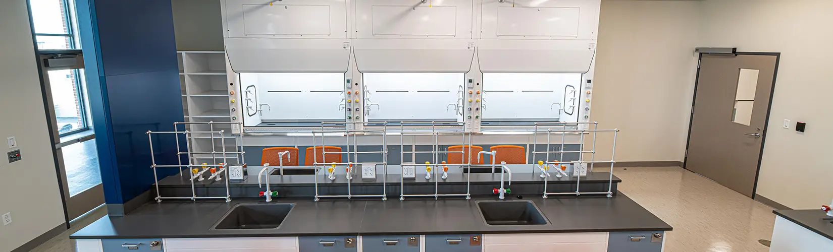 Bench Mounted Fume Hoods for Laboratory | AMS