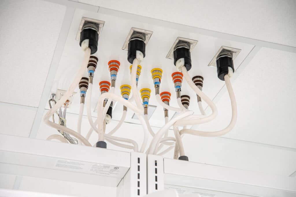 Overhead Service Panels Carriers - Sinks Accessories | AMS